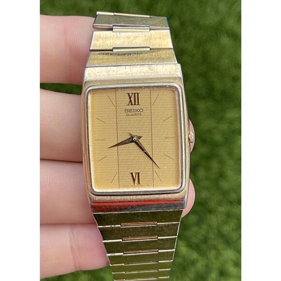 Seiko | Accessories | Vtg Seiko Gold Tone Slim Thin Dress Watch 743599 Vintage 1980s Dead ...